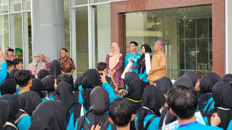 Mahasiswa Baru UNISA Yogyakarta Kenalkan dan Bagikan LOSIDA ke ...